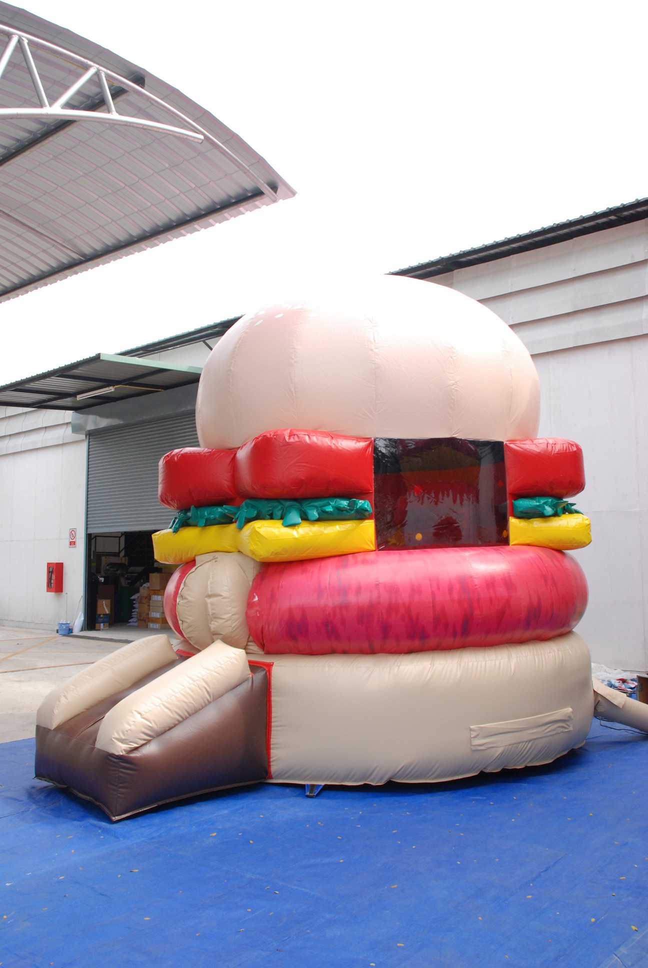 Burger Bouncer – Event Solutions Co., Ltd. (เครื่องเสียง เครื่องเล่น ...